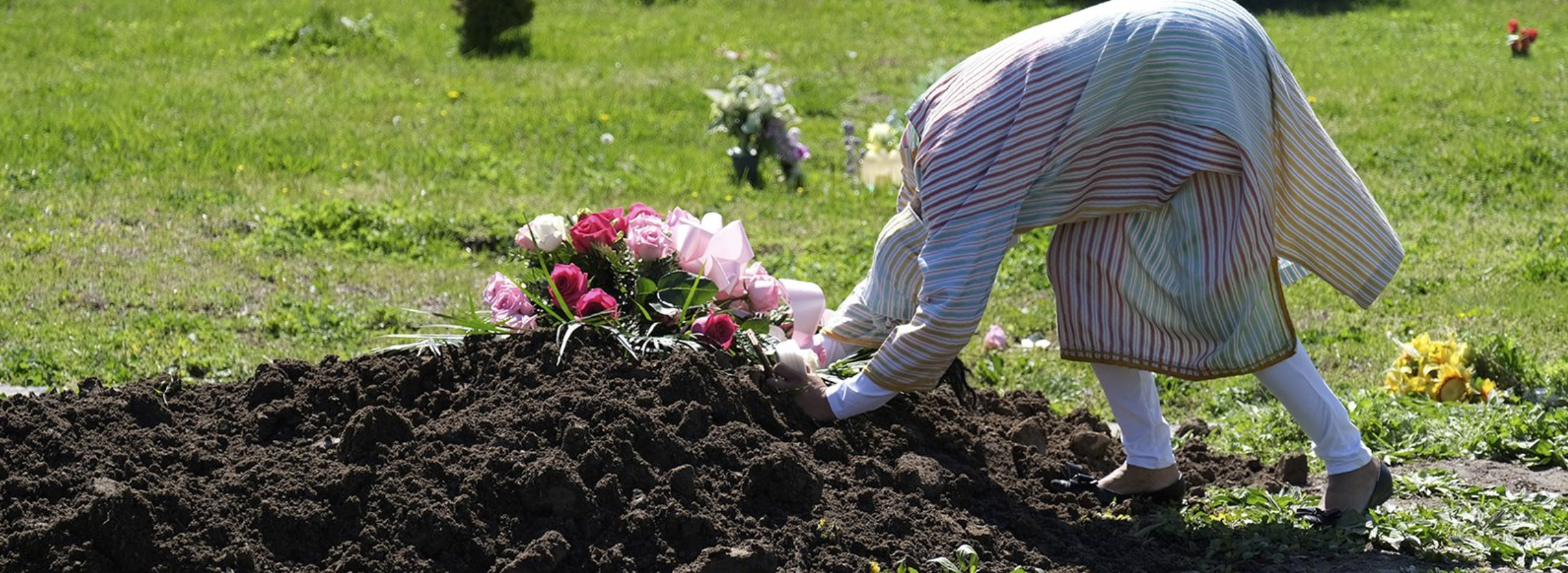 Months into COVID-19, funeral directors and clergy continue to innovate ...